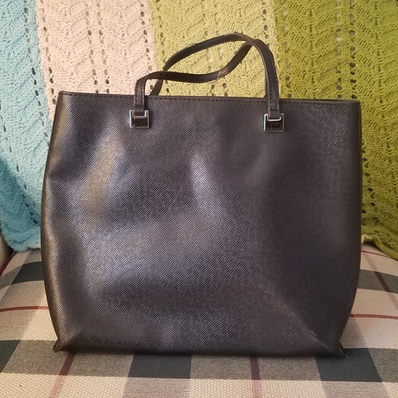 Ivanka Trump | Bags | Ivanka Trump Tote Hand Bag | Poshmark